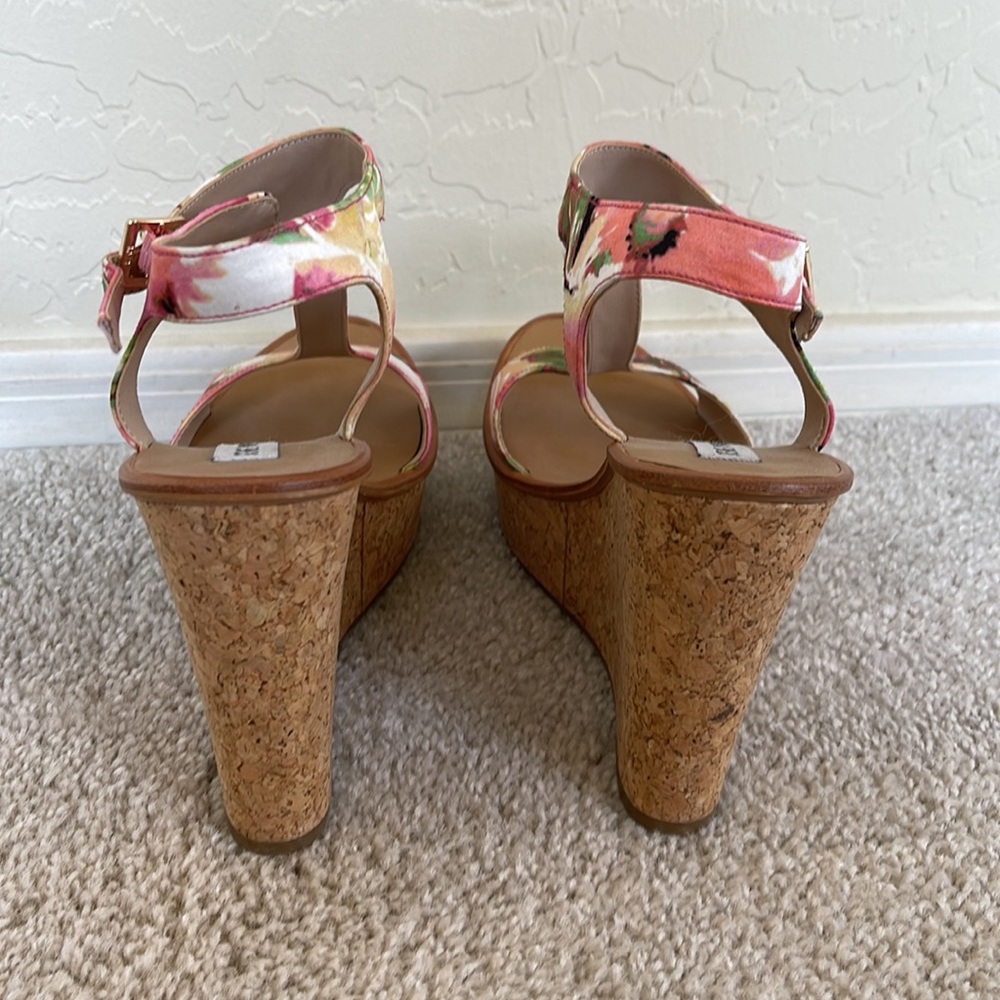 Pink Floral Steve Madden Platform Wedges - Gem